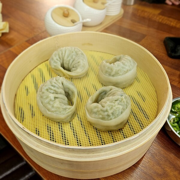 오국 능이오리국밥전문점